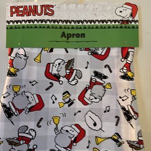 Peanuts | Dining | Brand New Peanuts Snoopy Holiday Apron | Poshmark